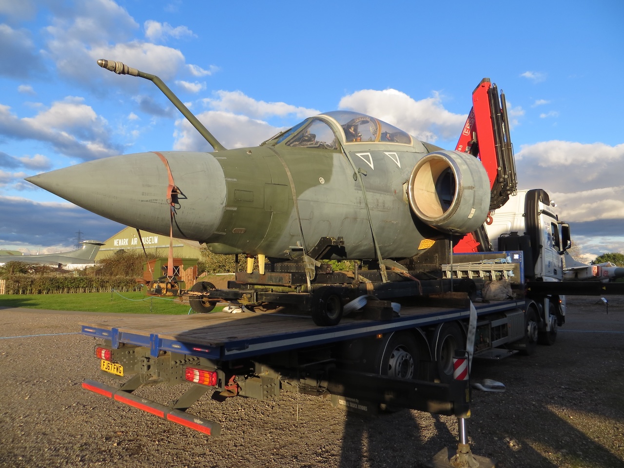 Gulf War Veteran Blackburn Buccaneer XX899 Cockpit To Leave Newark Air ...