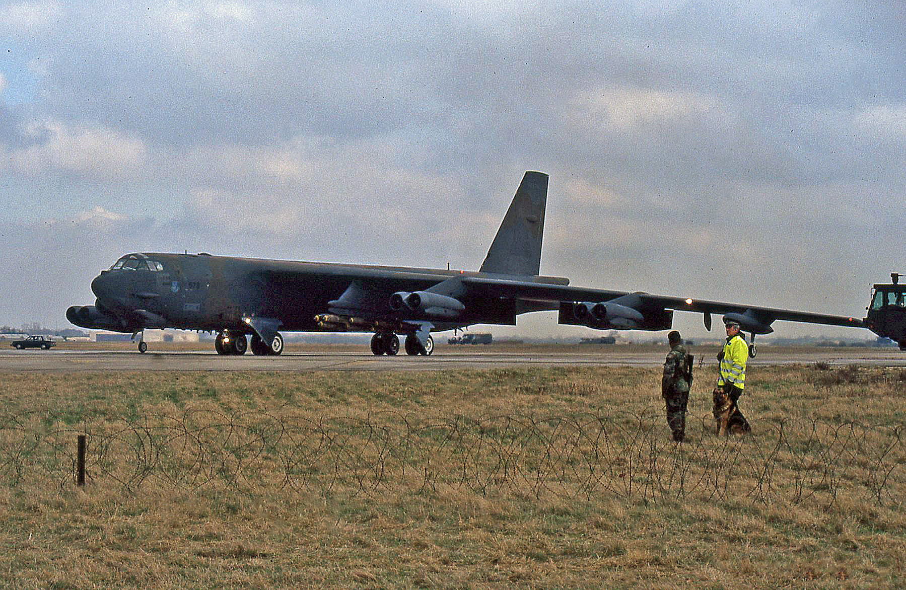 Tillamook Air Museum's B-52 Cockpit Restoration