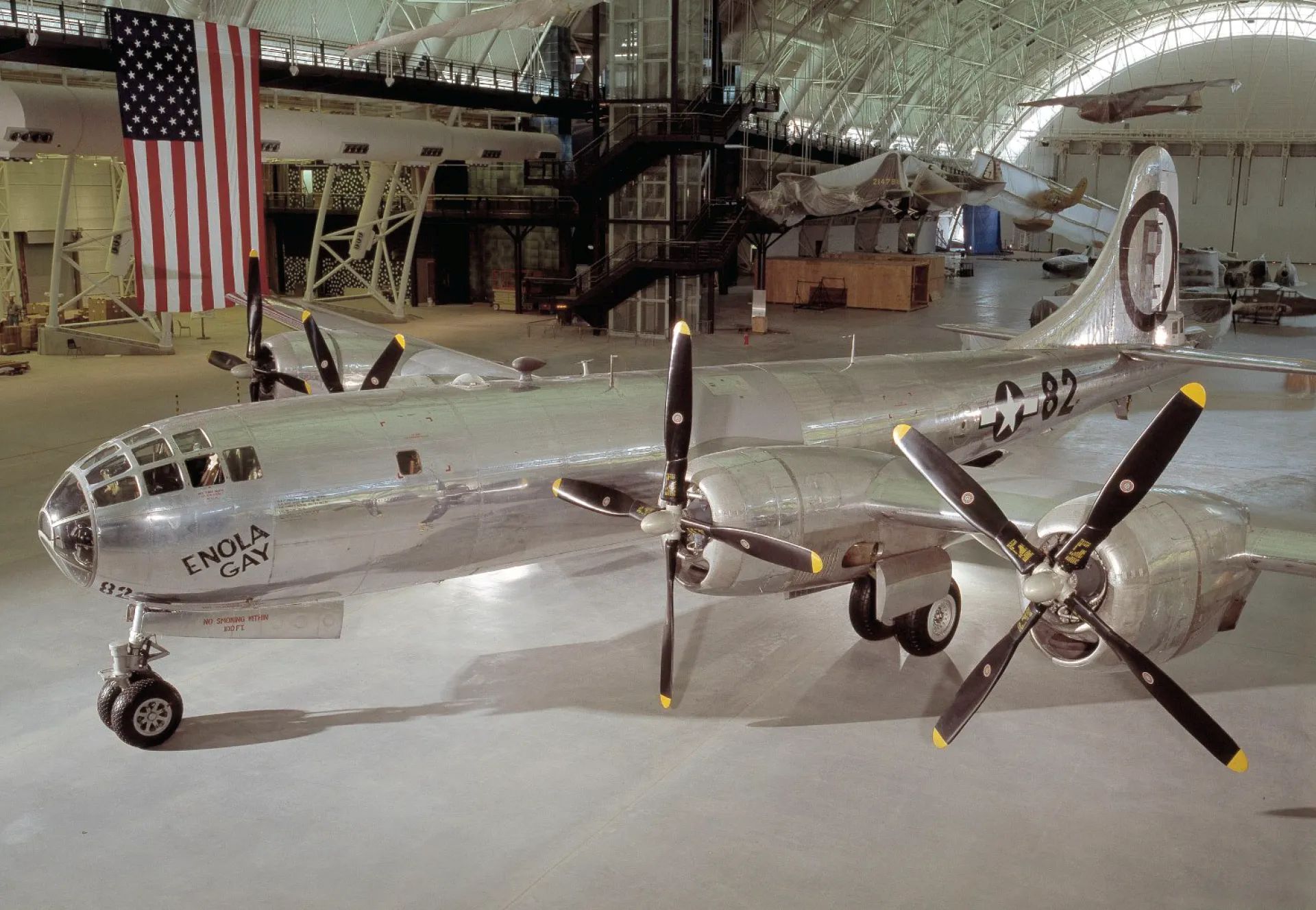 Displaying Controversy: Exhibiting the B-29 Superfortress Enola Gay