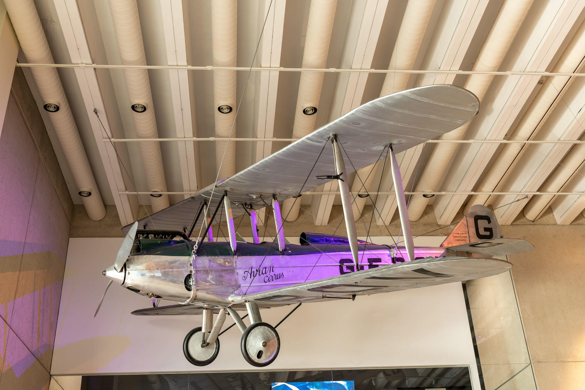 Today in Aviation History: Bert Hinkler Completes Solo Flight from ...