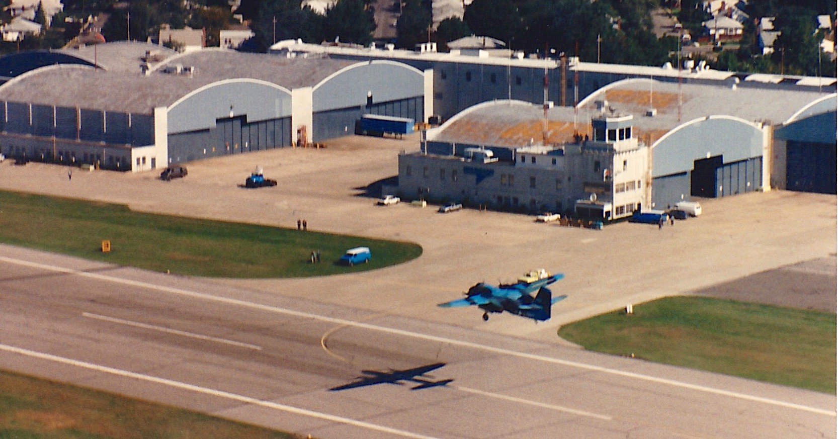 Exploring America’s Forgotten Airfields: Paul Freeman and the Story ...