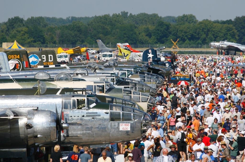 Thunder Over Michigan 2021 - World's Largest B-25 Mitchell Gathering