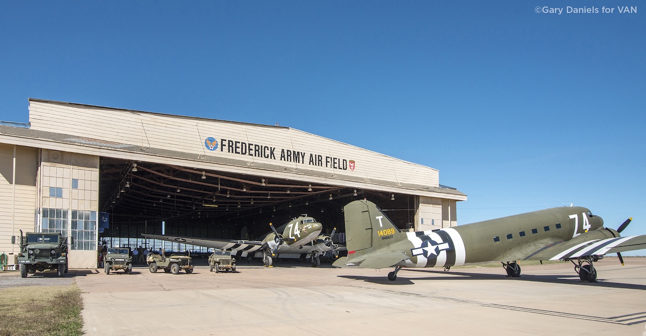 WWII Airborne Demonstration Team Keeps Two ‘Skytrains’ Airborne to ...
