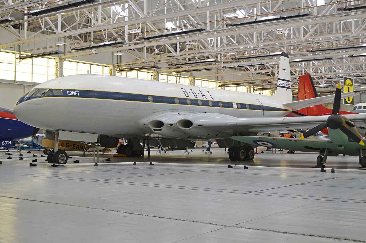 Last Surviving Short-Fuselage de Havilland Comet 1XB Transferred from ...