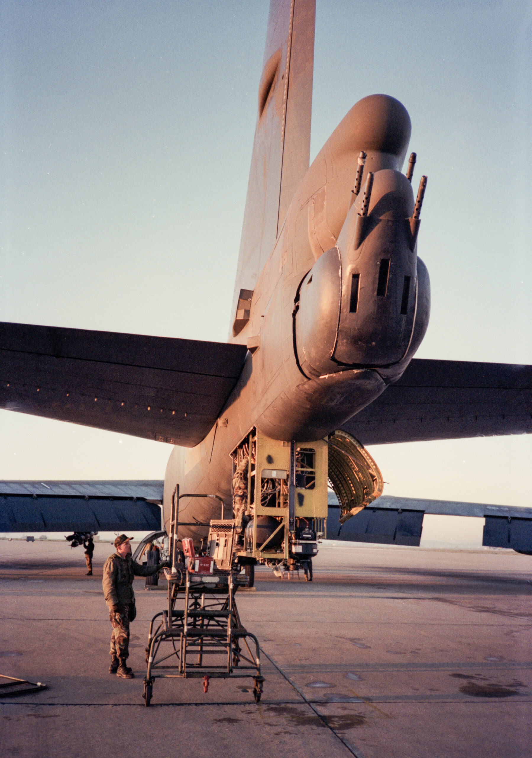 Tillamook Air Museum's B-52 Cockpit Restoration