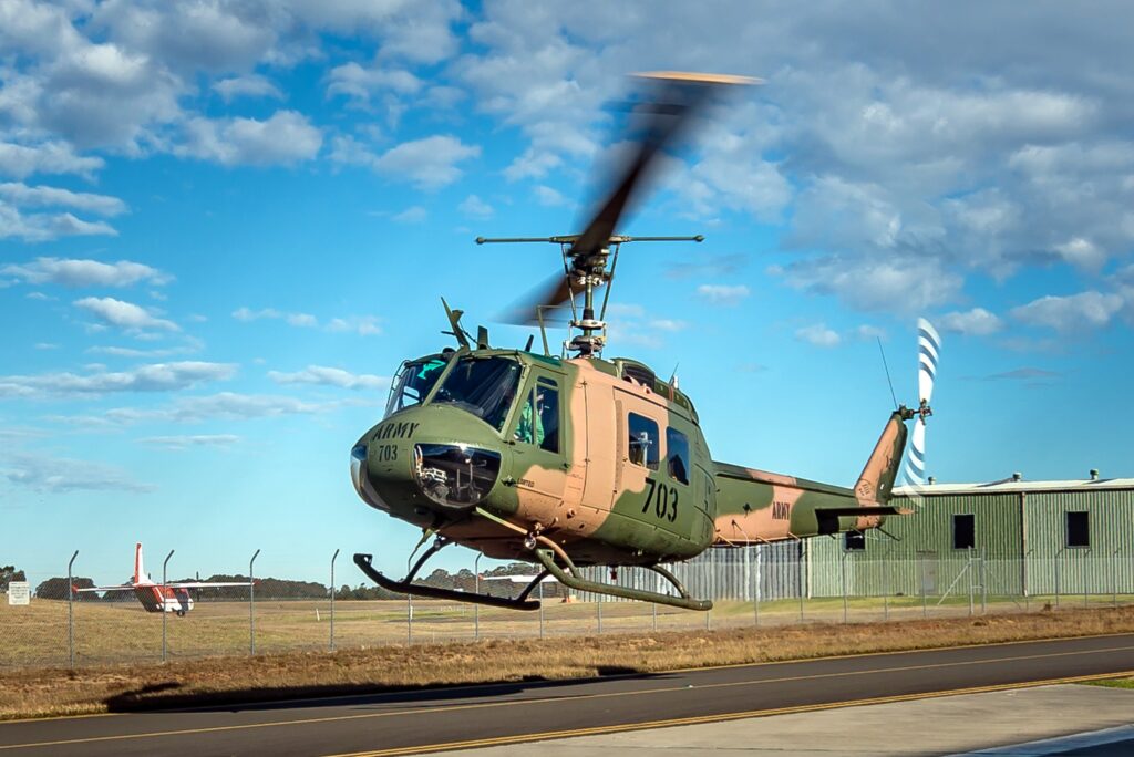 HARS' Vietnam War Veteran Bell UH-1 Huey Flies in Australia - Vintage ...
