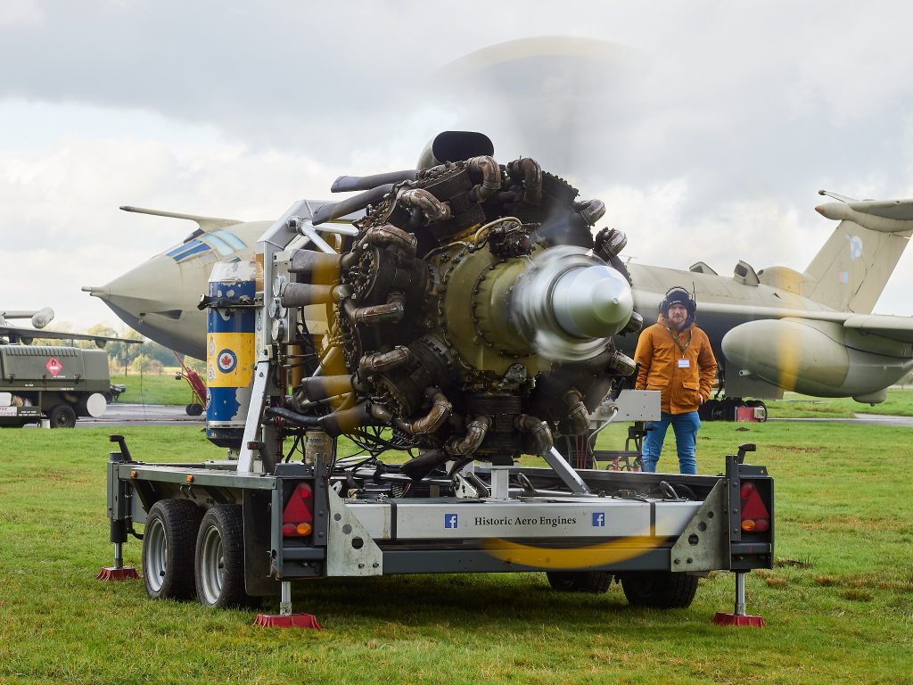 Bristol Hercules Engine Runs in Former RAF Base for the First Time ...