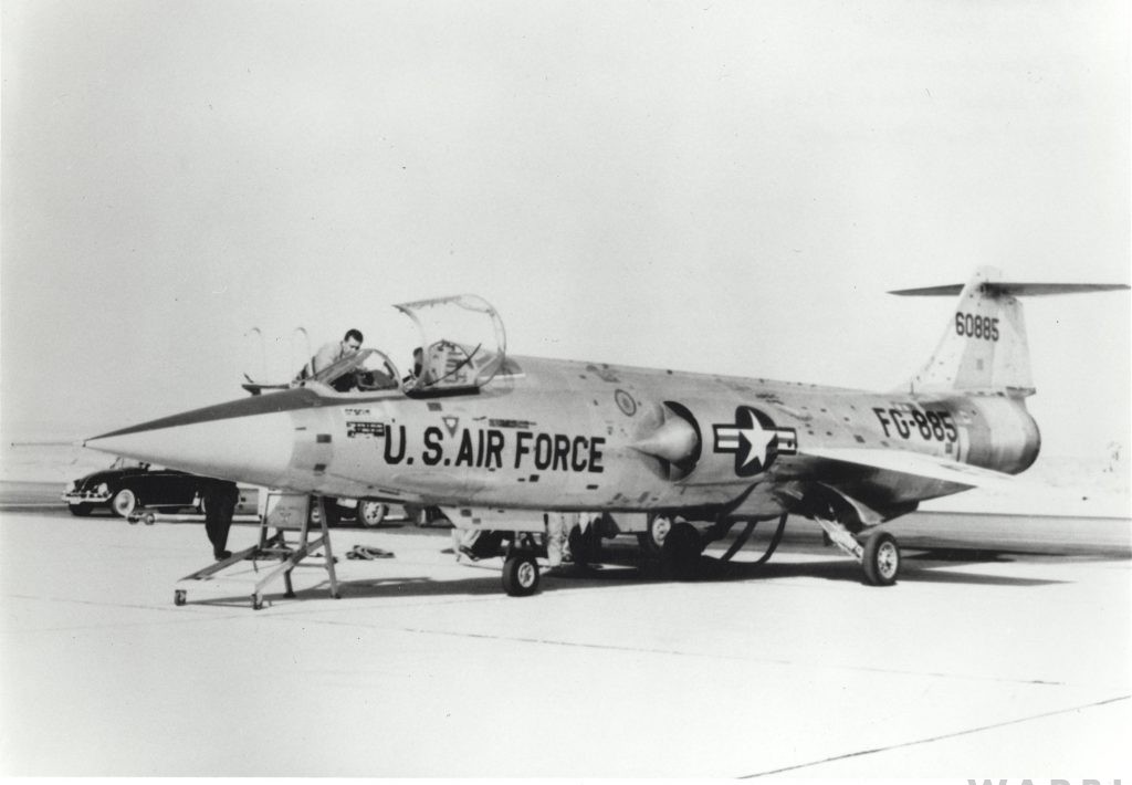 INTO THE THIN AIR: F-104 Starfighter World Altitude Records