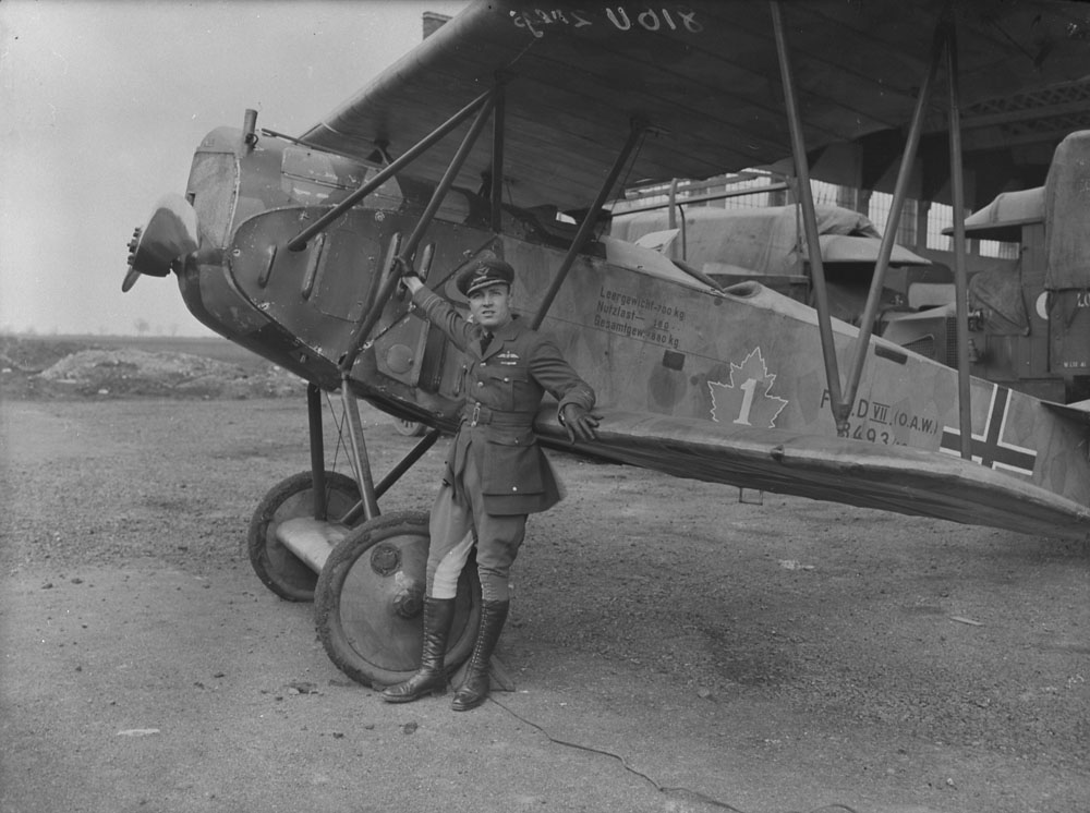 Aces of the Great War: Andrew Edward McKeever - The King of the Bristol ...