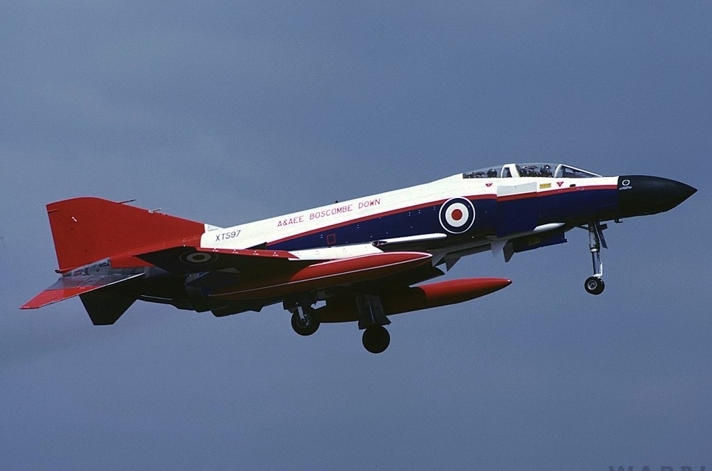Former RAF Phantom IIs XT597 and XT905 Arrive at Cotswold Airport
