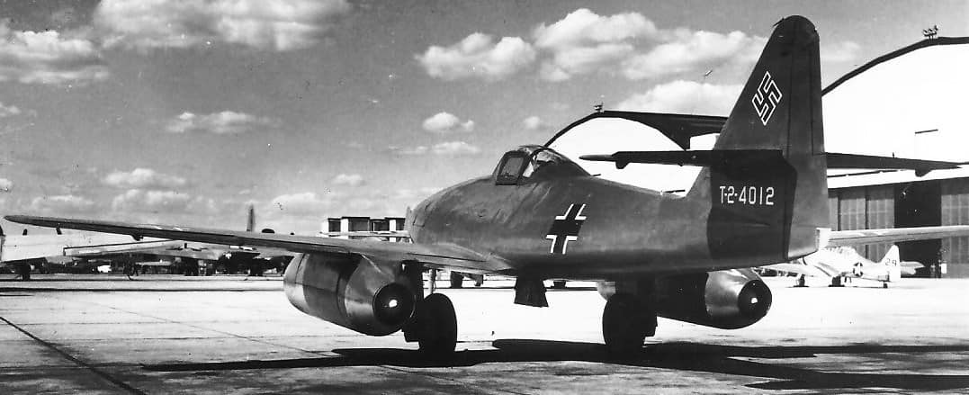 Randy's Warbird Profiles: Messerschmitt Me 262A-1 White 25 - Vintage Aviation News