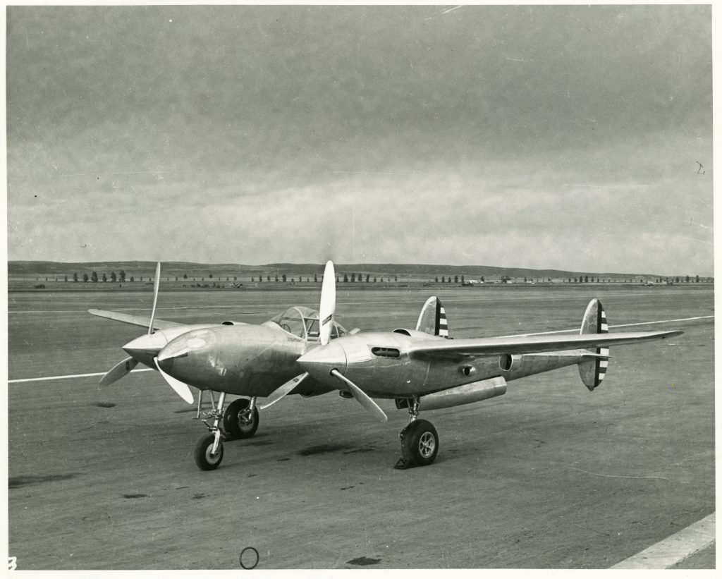 Today in Aviation History: First Flight of the Lockheed P-38 Lightning ...