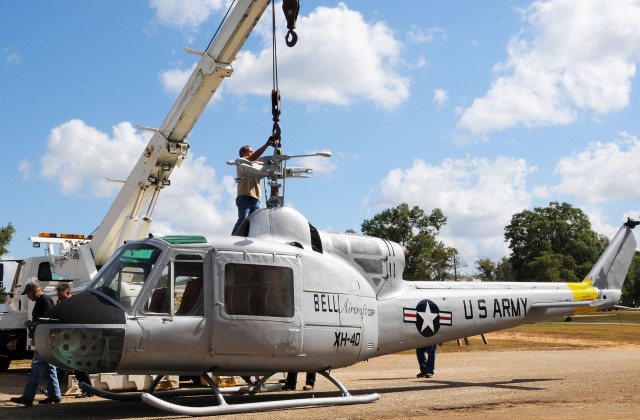 Today in Aviation History: First Flight of the Bell UH-1 Iroquois ...
