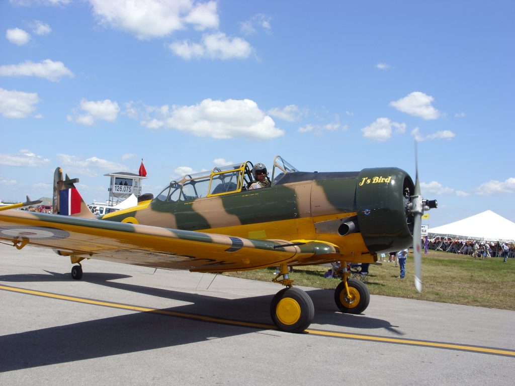 Flying The North American Harvard Mk II
